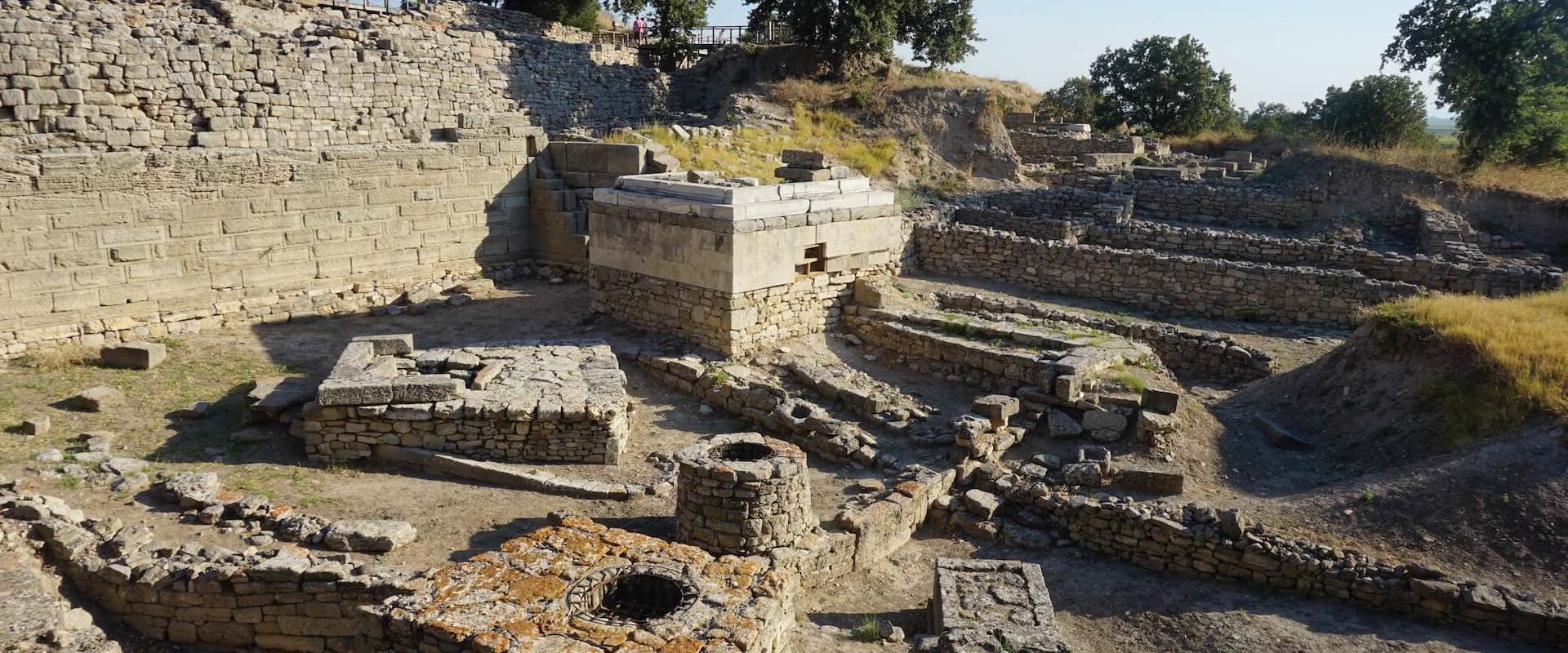 The Political Landscape of Troy, VA: A Closer Look at the Major Figures